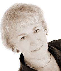 Ros Draper | Compassion in World Farming International