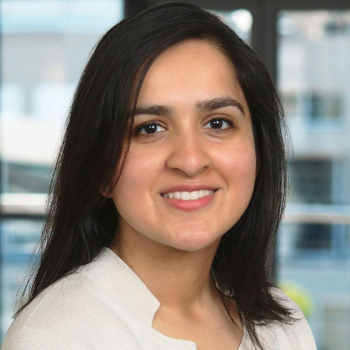 Dr. Marium Husain, MD, MPH | Compassion in World Farming International